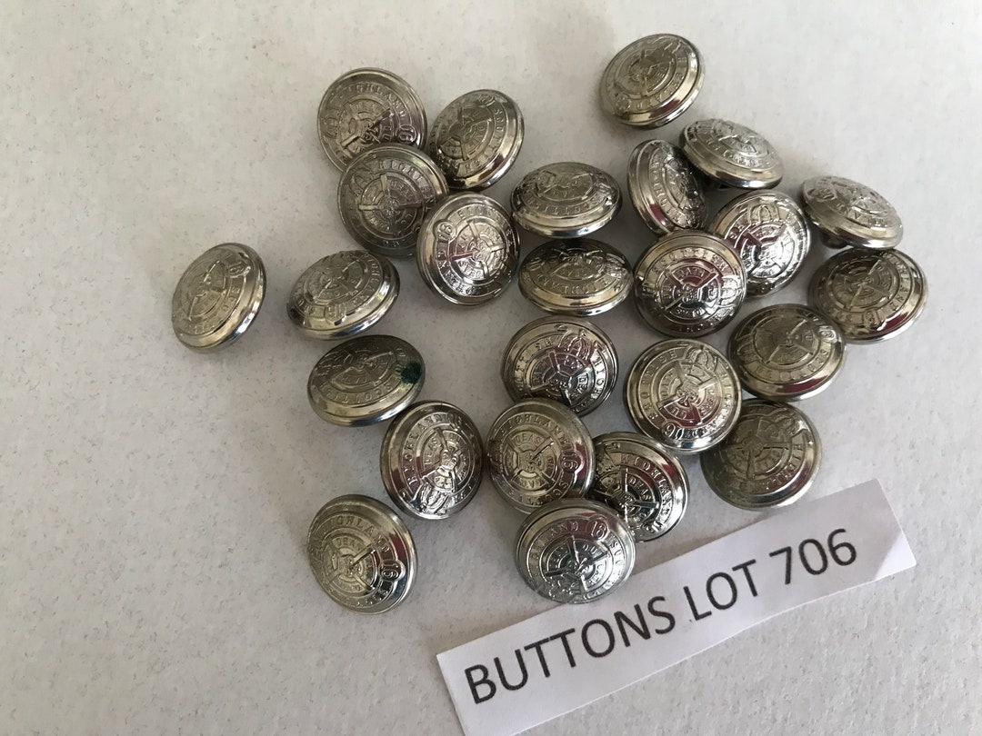 25 Vintage Scottish Highland Metal Buttons Silvertone, Buttons Lot 706 ...