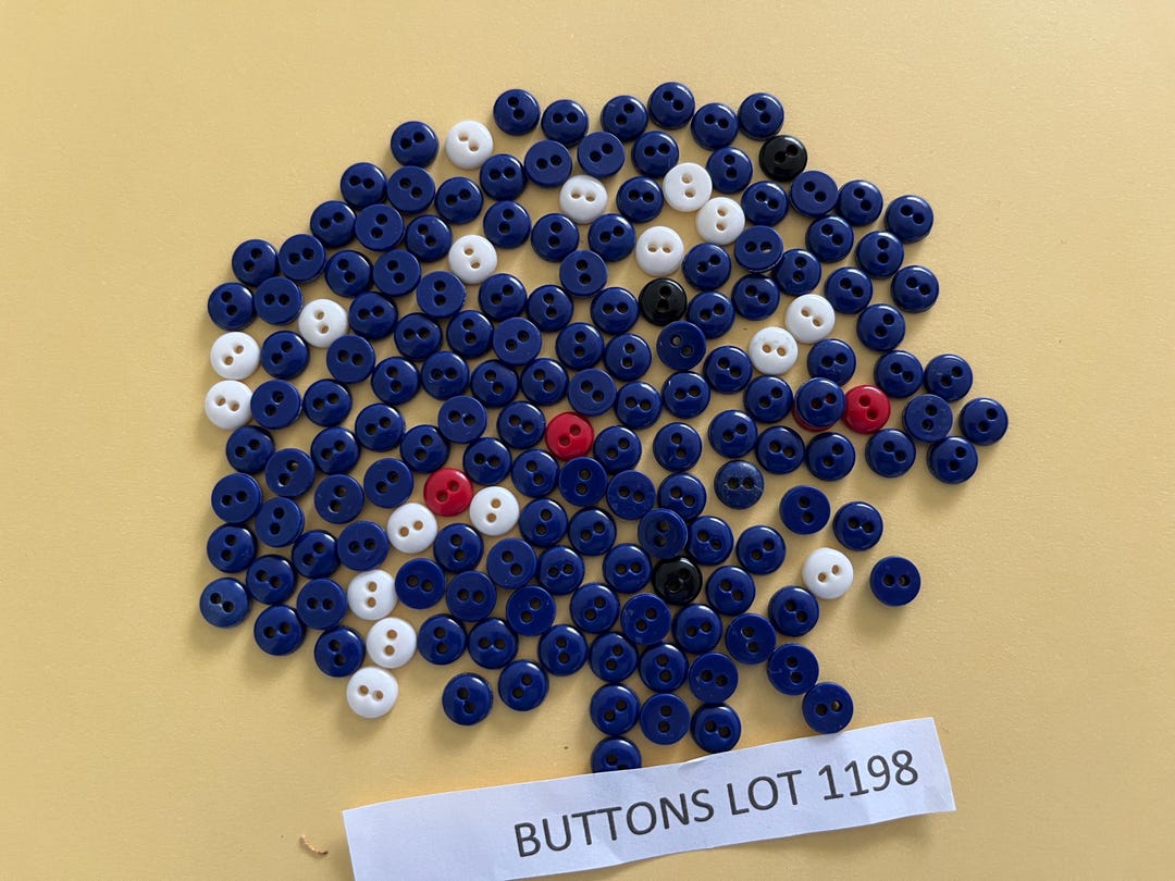 Small Plastic Buttons for Doll Clothes: 150+ 2 Hole, Mainly Navy Blue ...