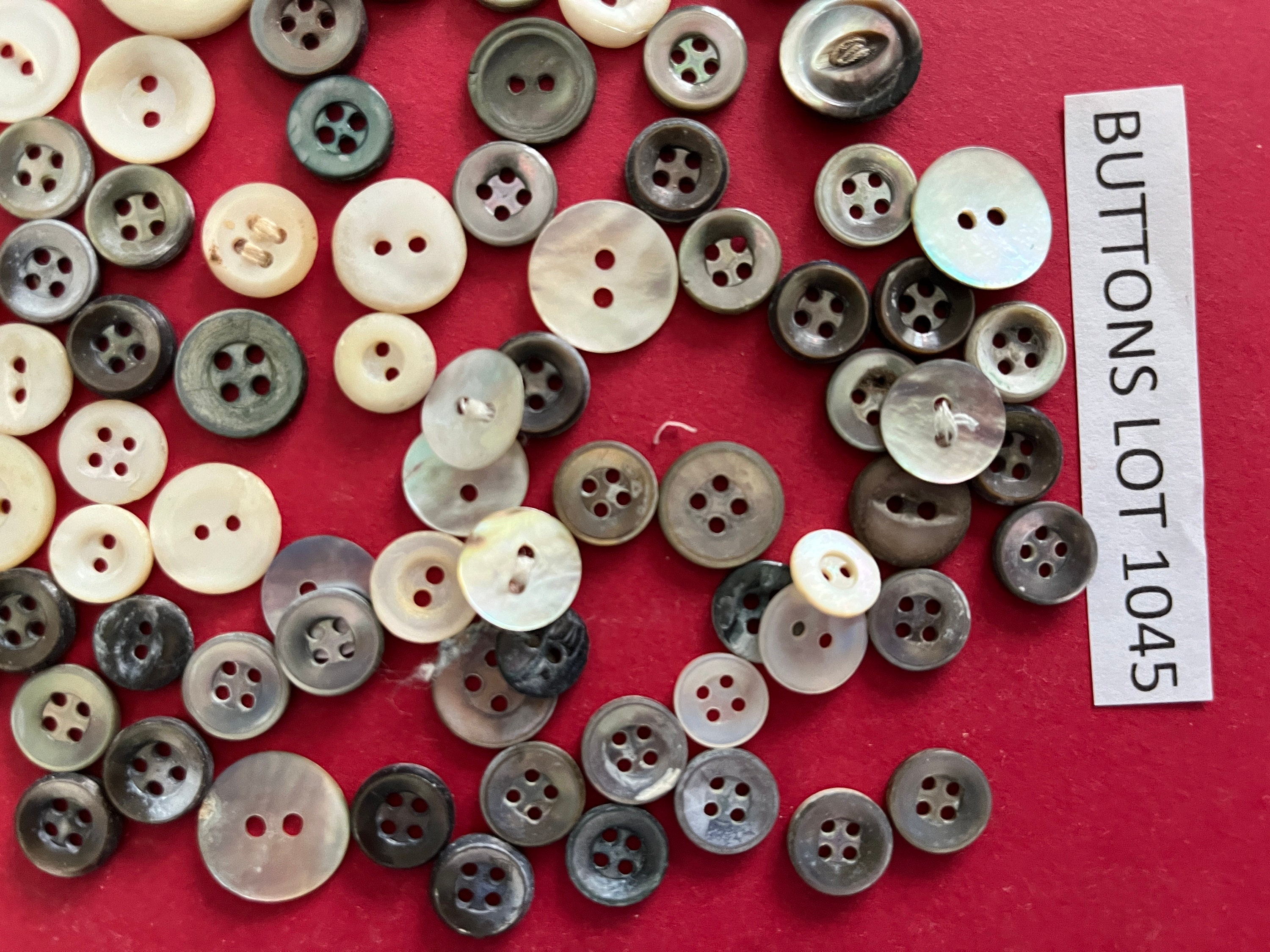 110 Craft Buttons, Used, Vintage Mother of Pearl, MOP, White and Dark ...
