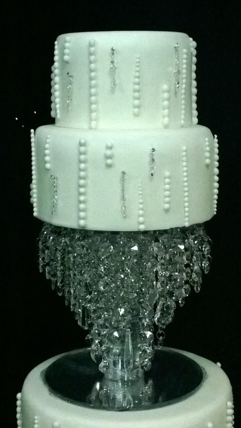 Luxury Crystal Wedding Cake Divider With LED Lights – Diamante ...