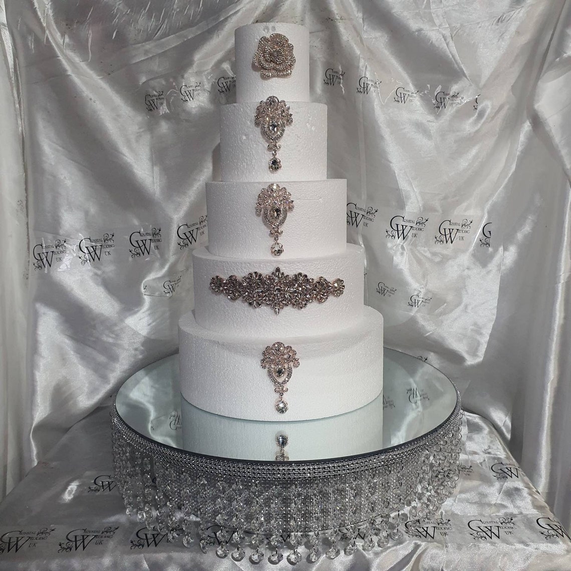Crystal Effect Wedding Cake Stand: Waterfall Design, Acrylic Mirror Top ...