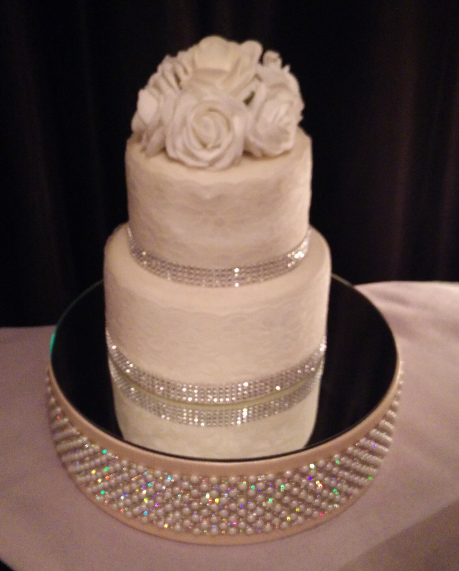 Wedding cake stand Podium Vintage inspired Pearl & Rhinestone | Etsy