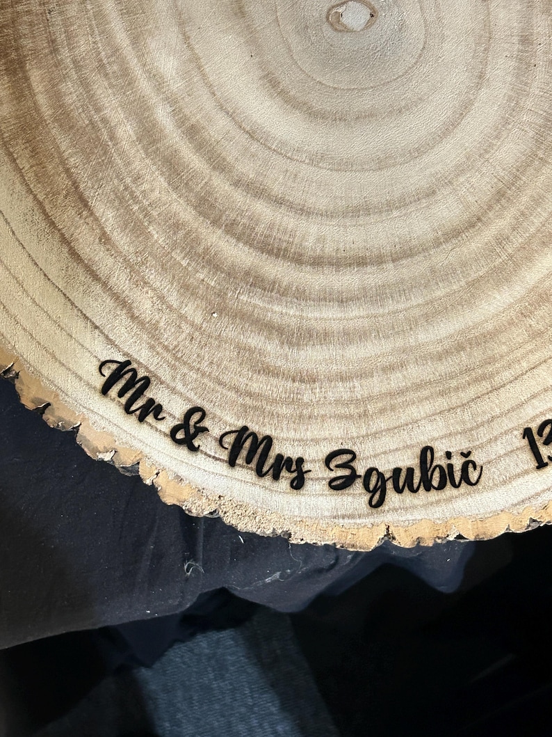 Personalized Wood Slice Cake Stand, Engraved Rustic Wedding Display ...
