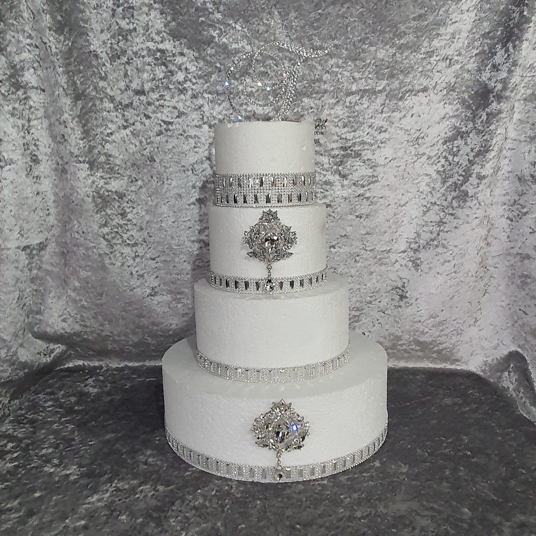 Cake Brooch, Droplet Style Crystal Rhinestone Cake Decoration by ...