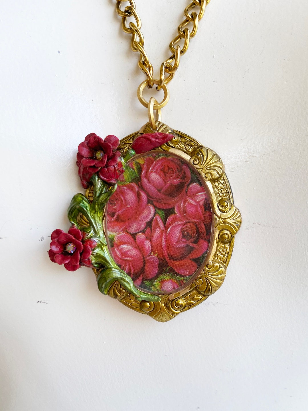 Vintage England Paper Lithograph Die Cut Floral Bouquet Necklace in ...