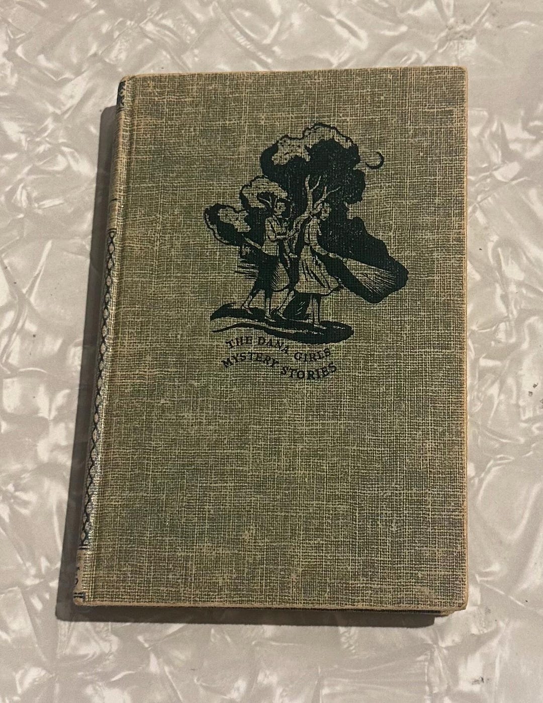 Dana Girls #15 Mystery of the Jade Ring Green Tweed Carolyn Keene - Etsy