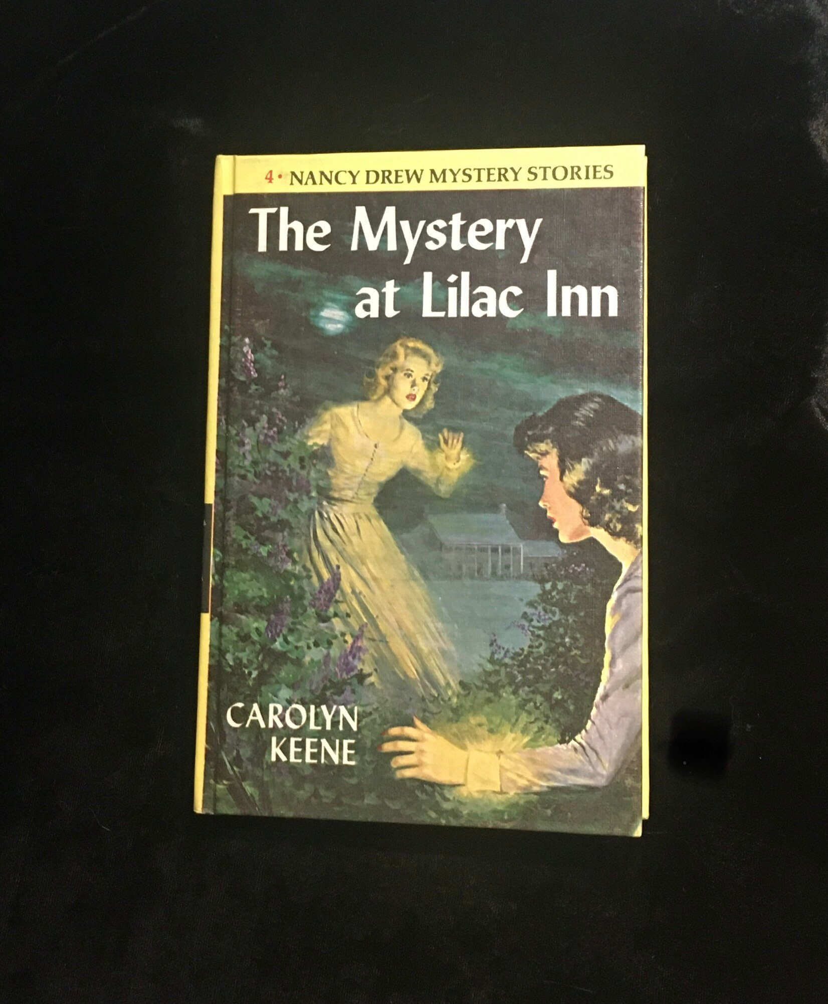 The Mystery At Lilac Inn