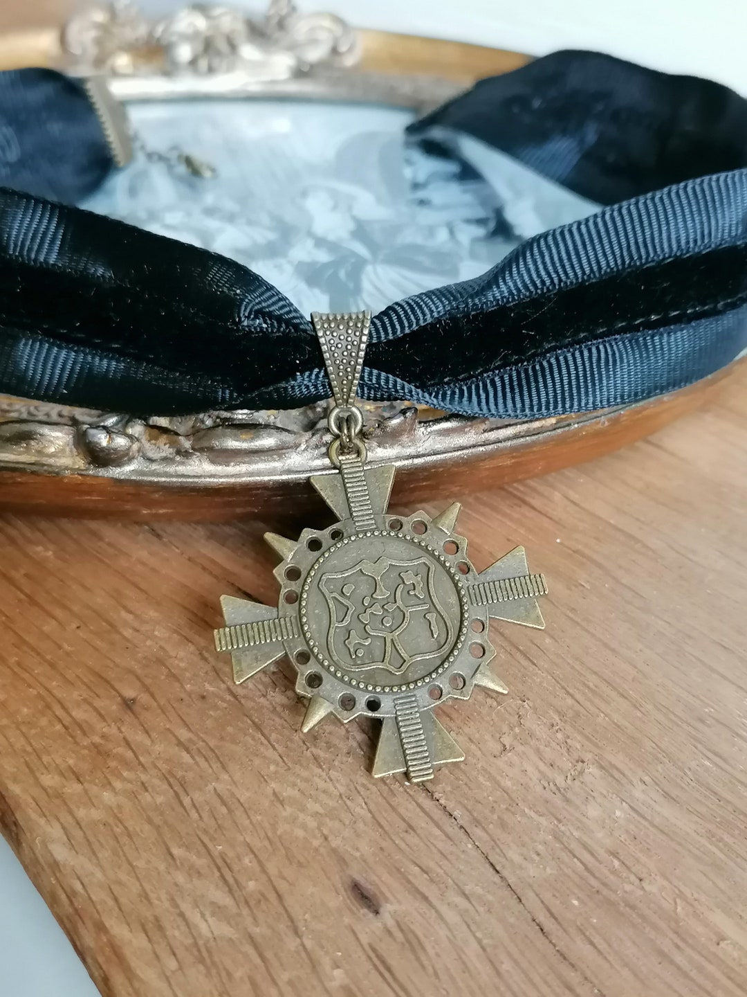 Military Style Choker: Gothic Medal Ribbon Necklace - Etsy