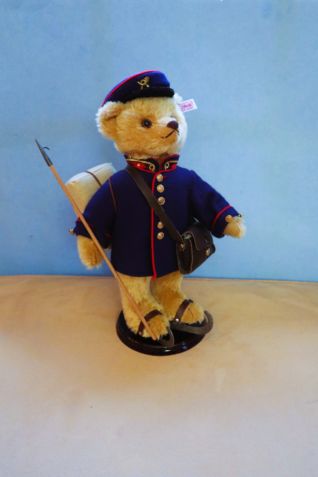 Rare Steiff Postman Ice Skating Bear Limited Ed. German Exclusive Art ...