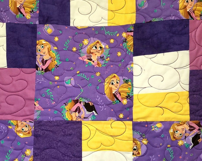 Tangled / Rapunzel Quilt - Etsy