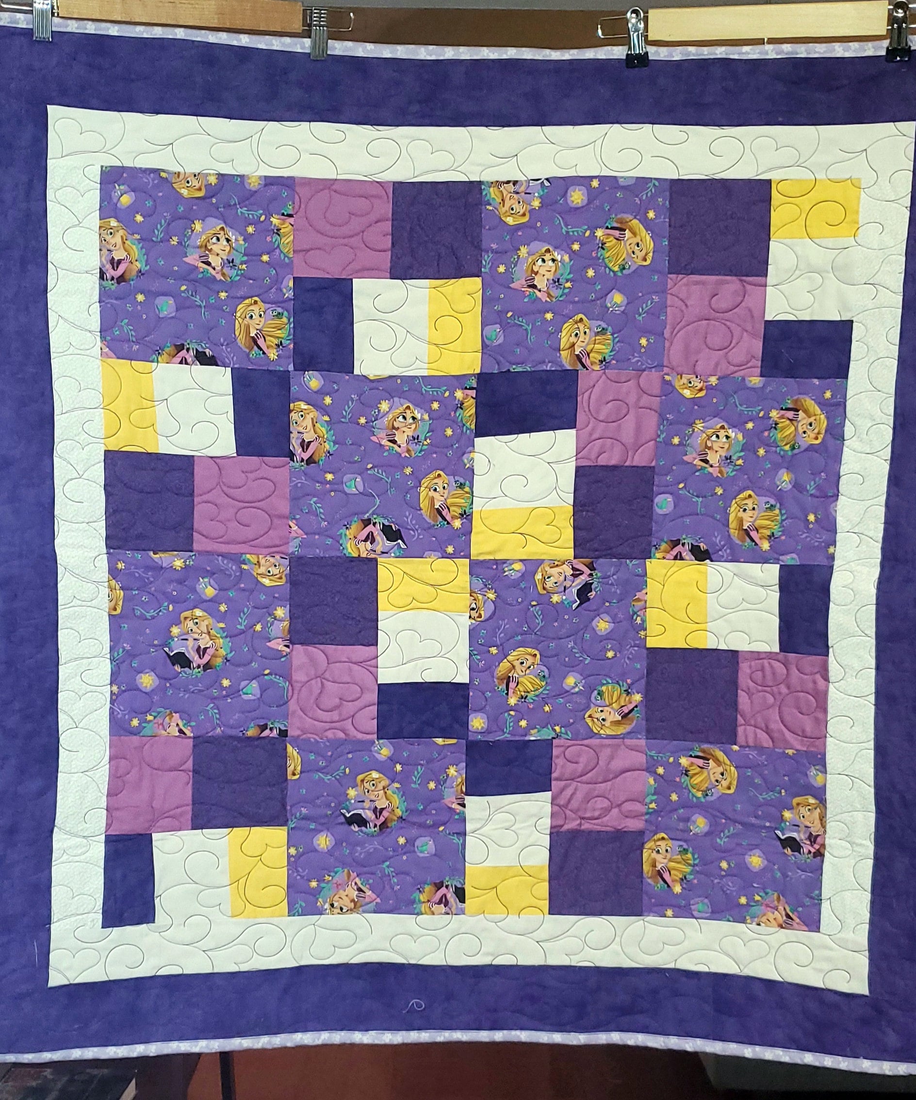 Tangled / Rapunzel Quilt - Etsy