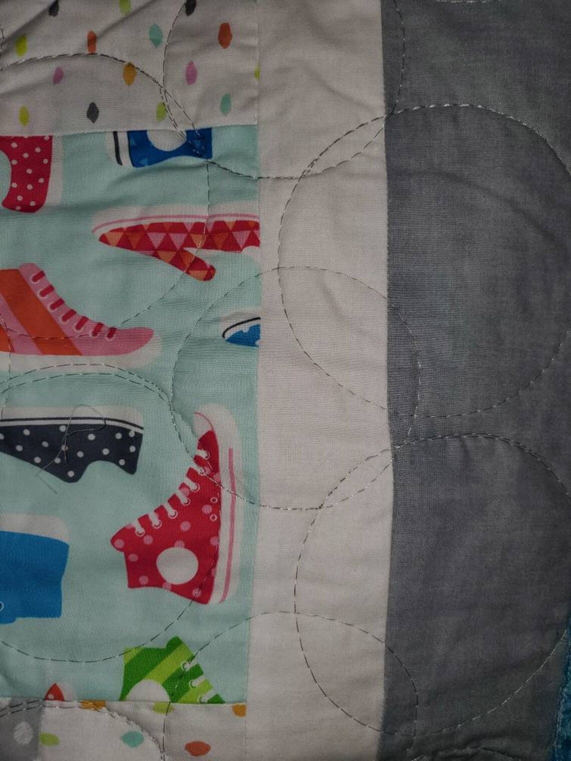 Handmade Sneaker Themed Quilt - Etsy
