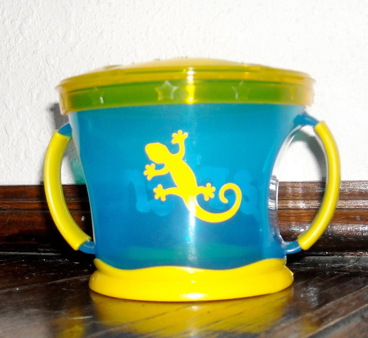 Personalized No Spill Snack Cup - Etsy