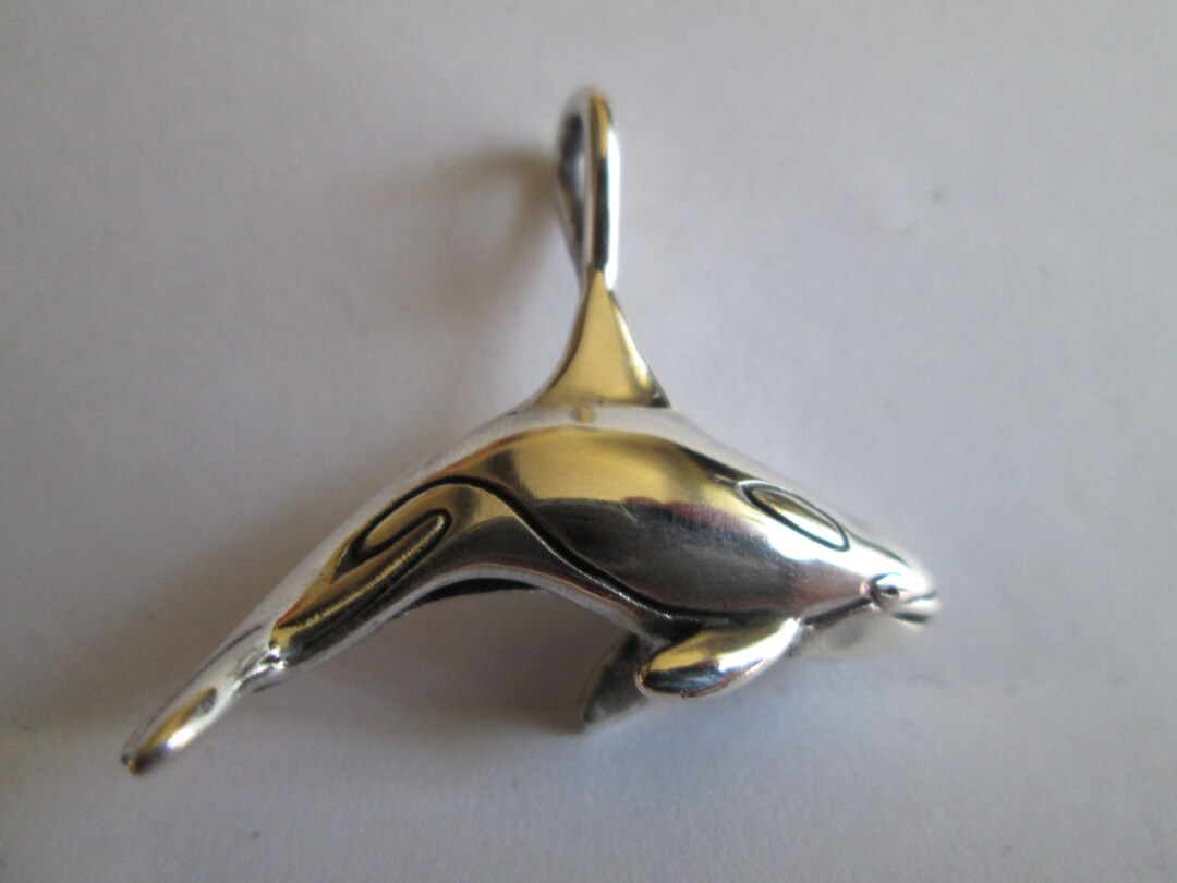 MEDIUM ORCA PENDANT Sterling Silver, Whale Necklace, Orca Necklace ...