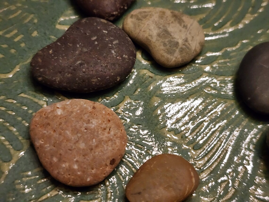 50 Natural Beach Stones for Ocean Art Jewelry Making Mosaic Beach Home ...