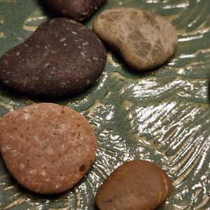 50 Natural Beach Stones for Ocean Art Jewelry Making Mosaic Beach Home ...