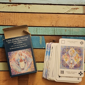 Gaia Matrix Oracle Volume 1: World, Major Arcana, and Symbols Rowena ...