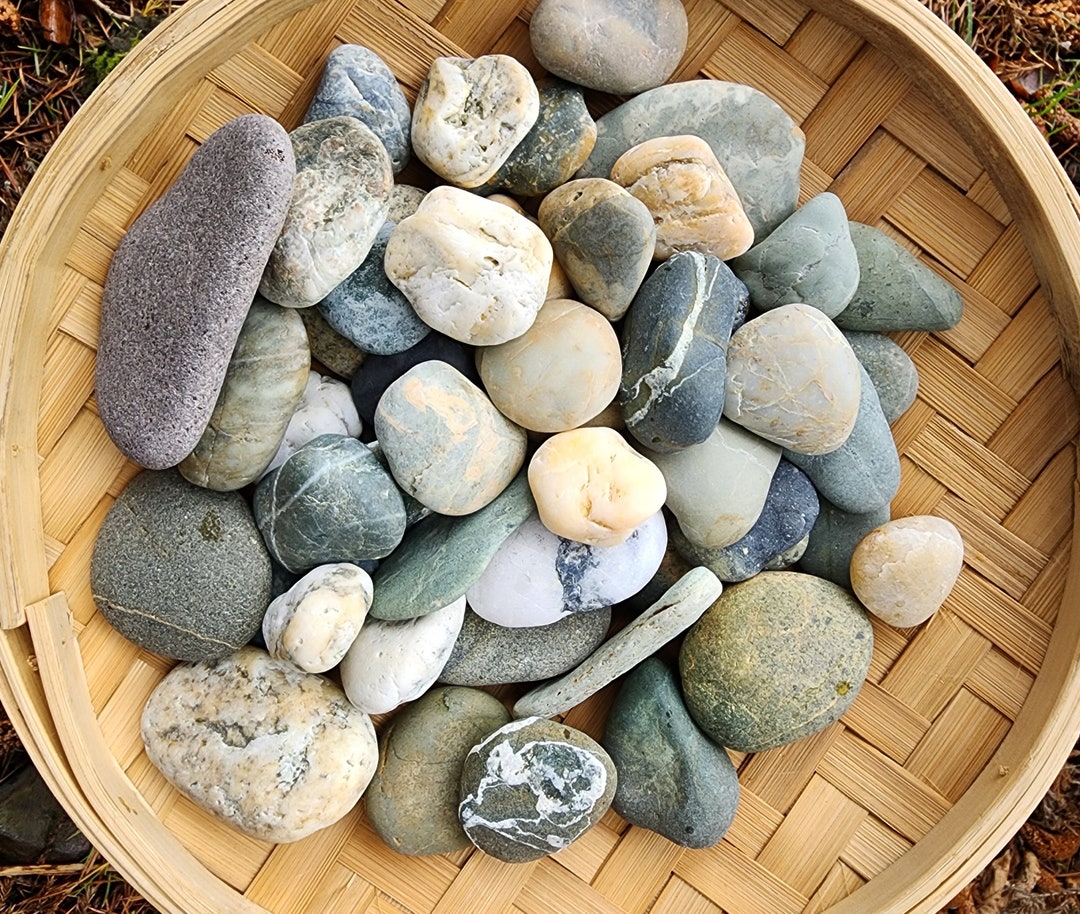 50 Beachy Beach Stones Natural Ocean Rocks Garden Birdbath Fountain ...