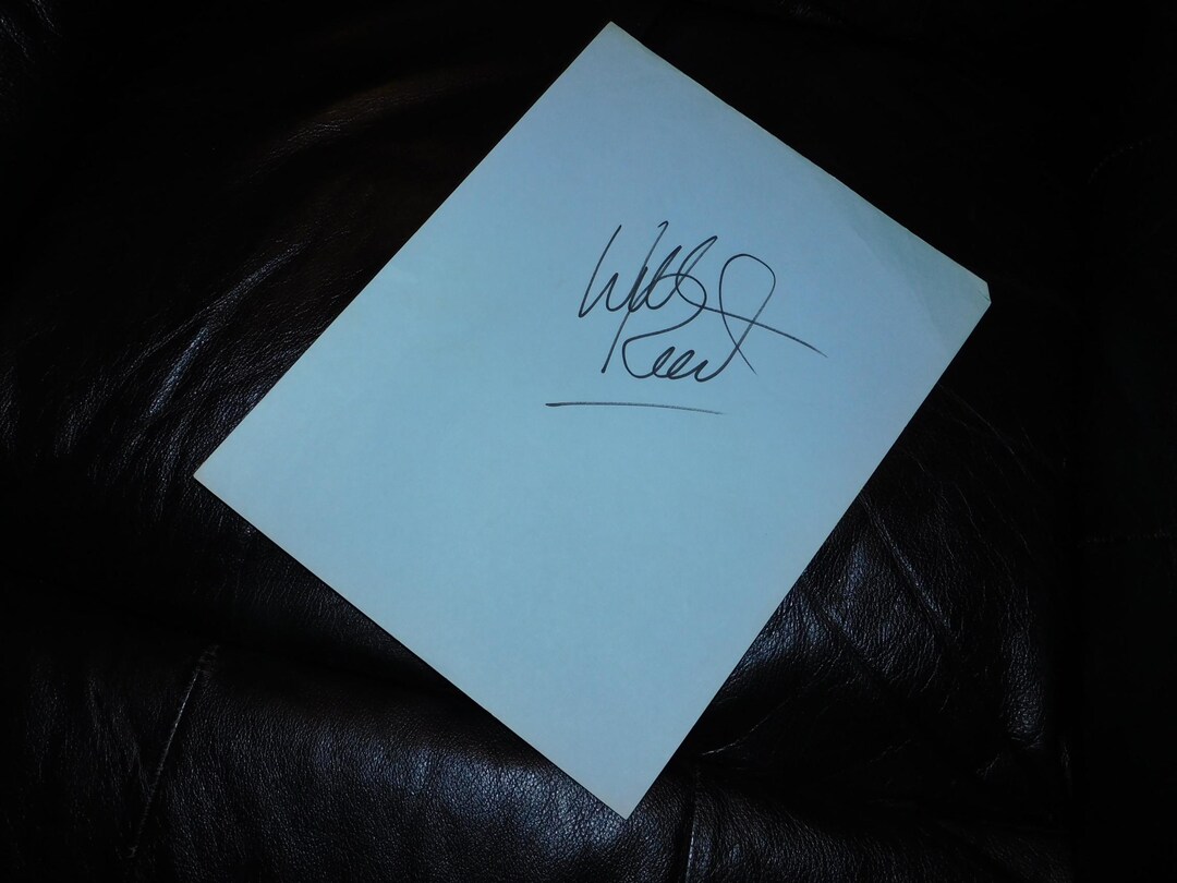 NBA Hall of Famer Willis Reed Signed Paper From USBL Westchester ...