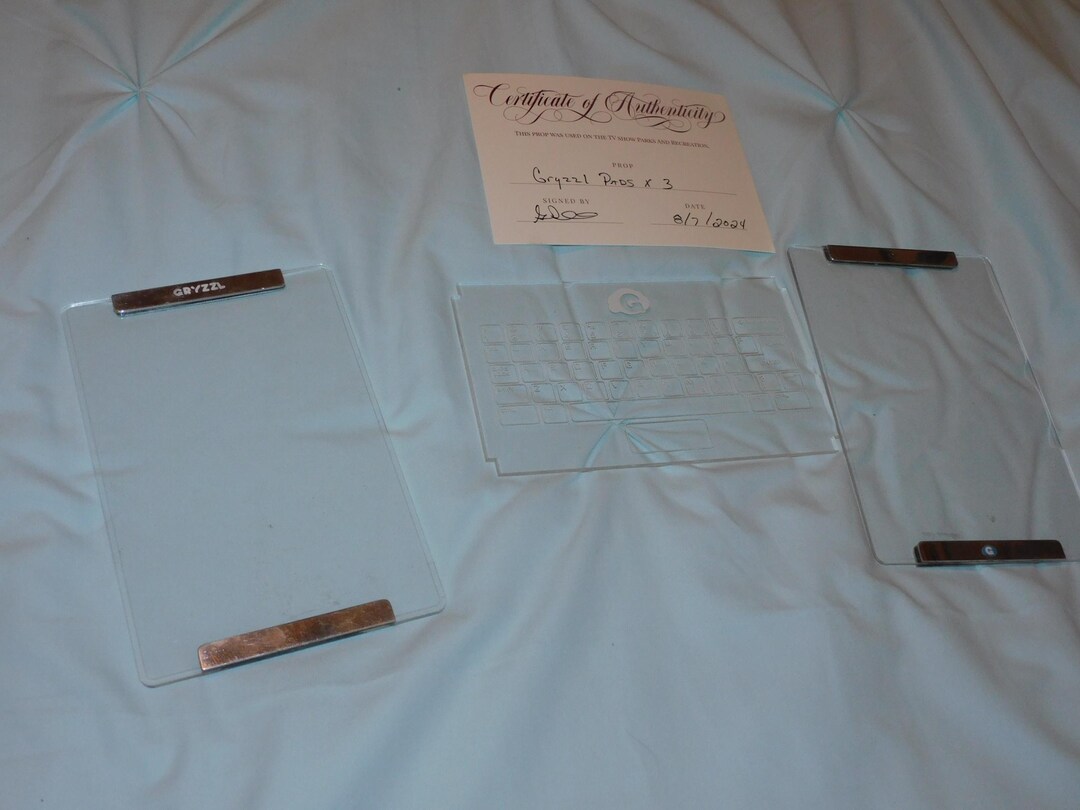 Parks & Recreation Screen Used Gryzzl Pads Prop Lot NBC Television Show ...