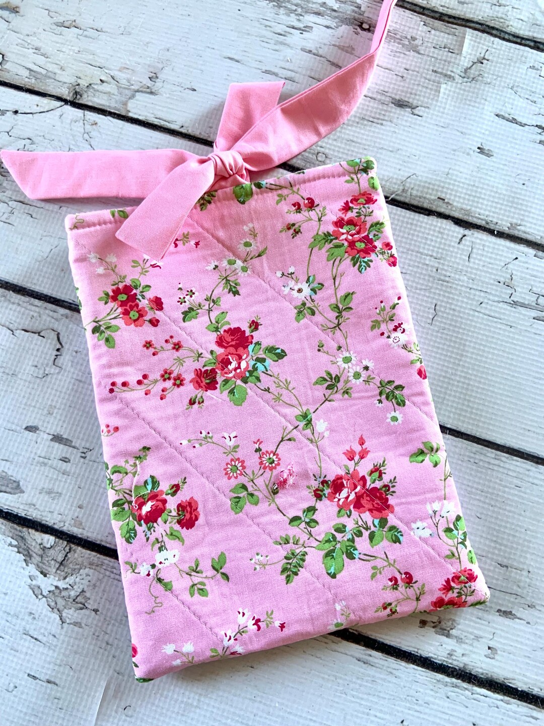 Pink Floral Quilted Book Sleeve, Book Cover, Book Protector, Hand Sewn ...