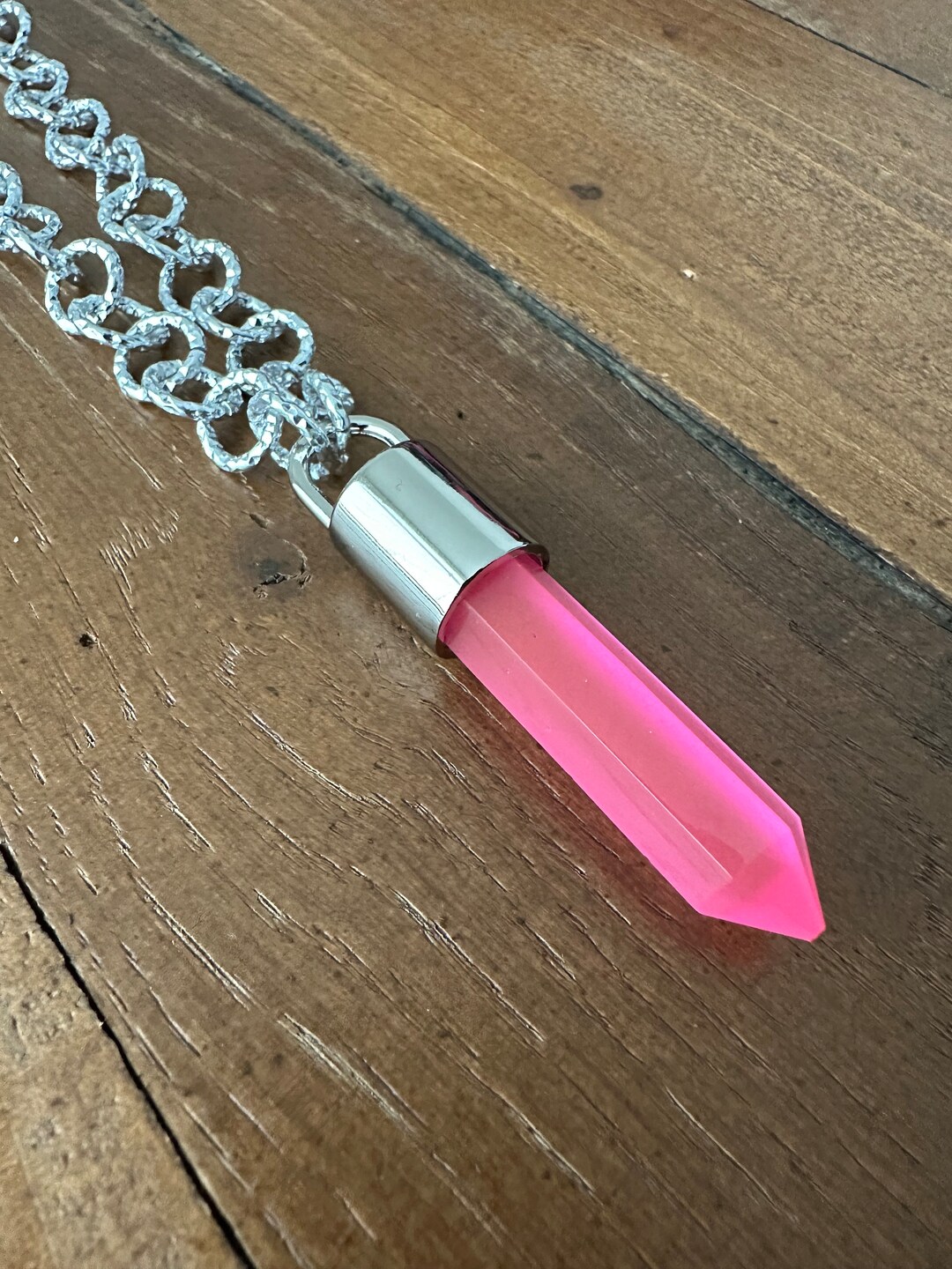 Resin Crystal Point Electric Neon Pink Silver Necklace on a Round ...