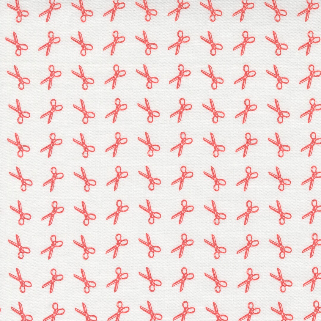 Linen Cupboard Scissors Chantilly Strawberry 20483 11 by Fig Tree- Moda ...