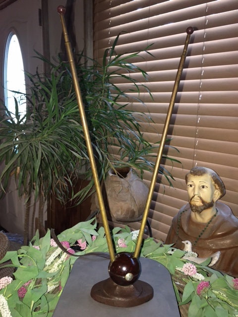 Antique 1930's TV Rabbit Ears Antenna Bakelite Heavy Metal PTO-1000-2 ...