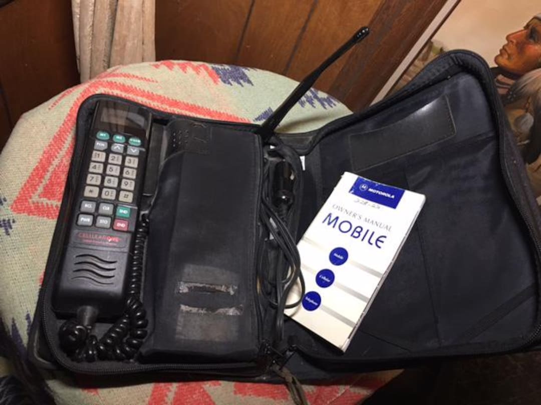 Vintage Motorola Mobile Phone With Case & Owner's Manual - Etsy