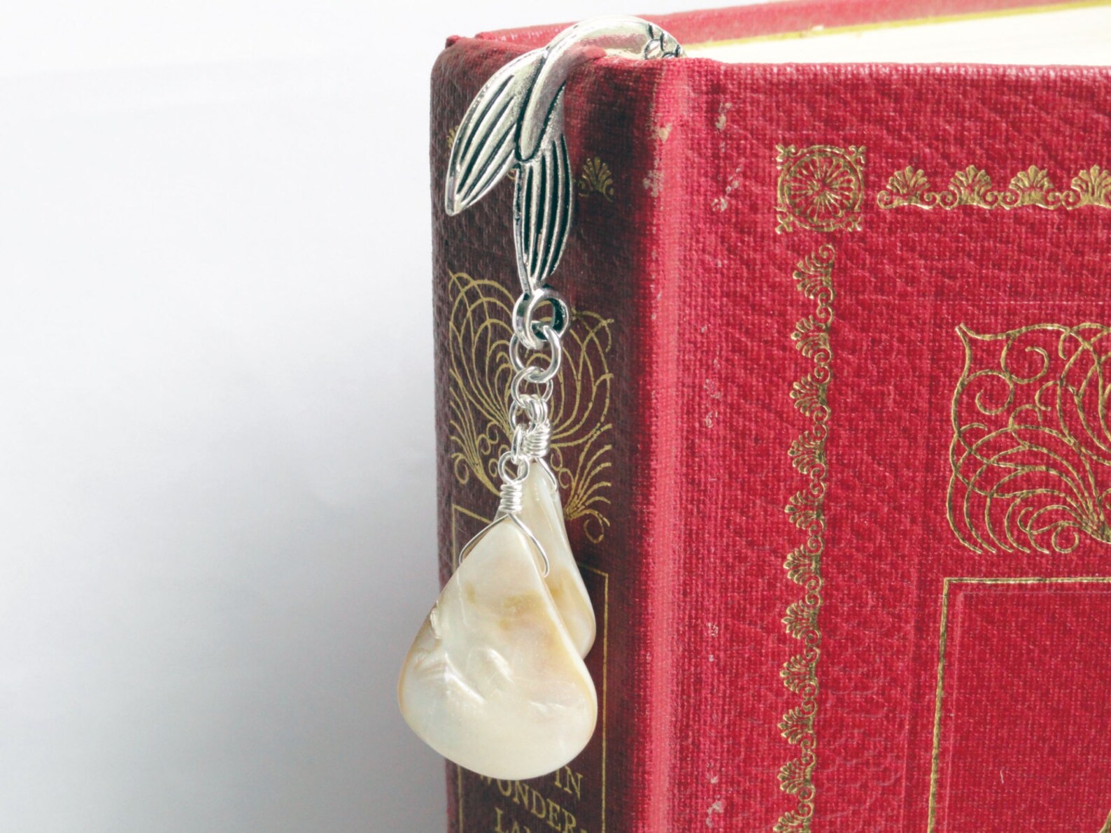 Mermaid Bookmark - Mermaid - Pearl Bookmark - Beaded Bookmark - Shell ...
