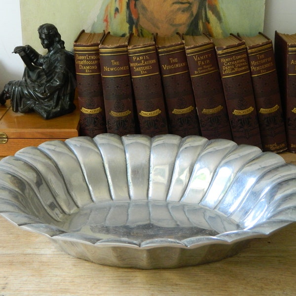 Metal Bowl - Etsy