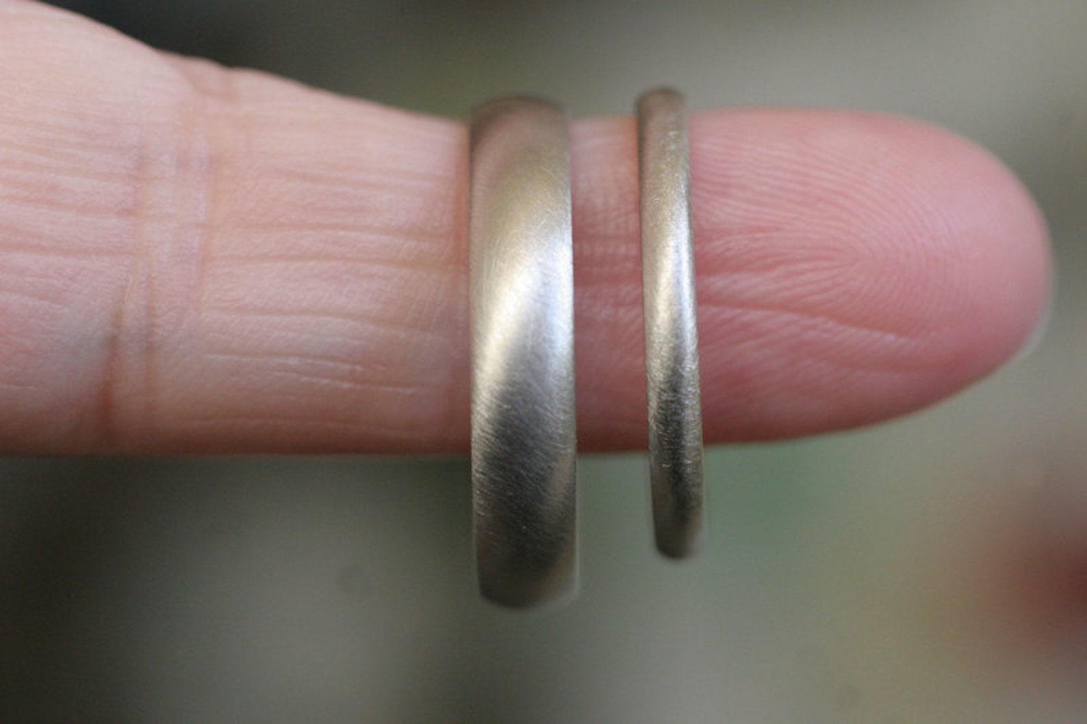 Half Round Wedding Band Set 2 Rings - Etsy