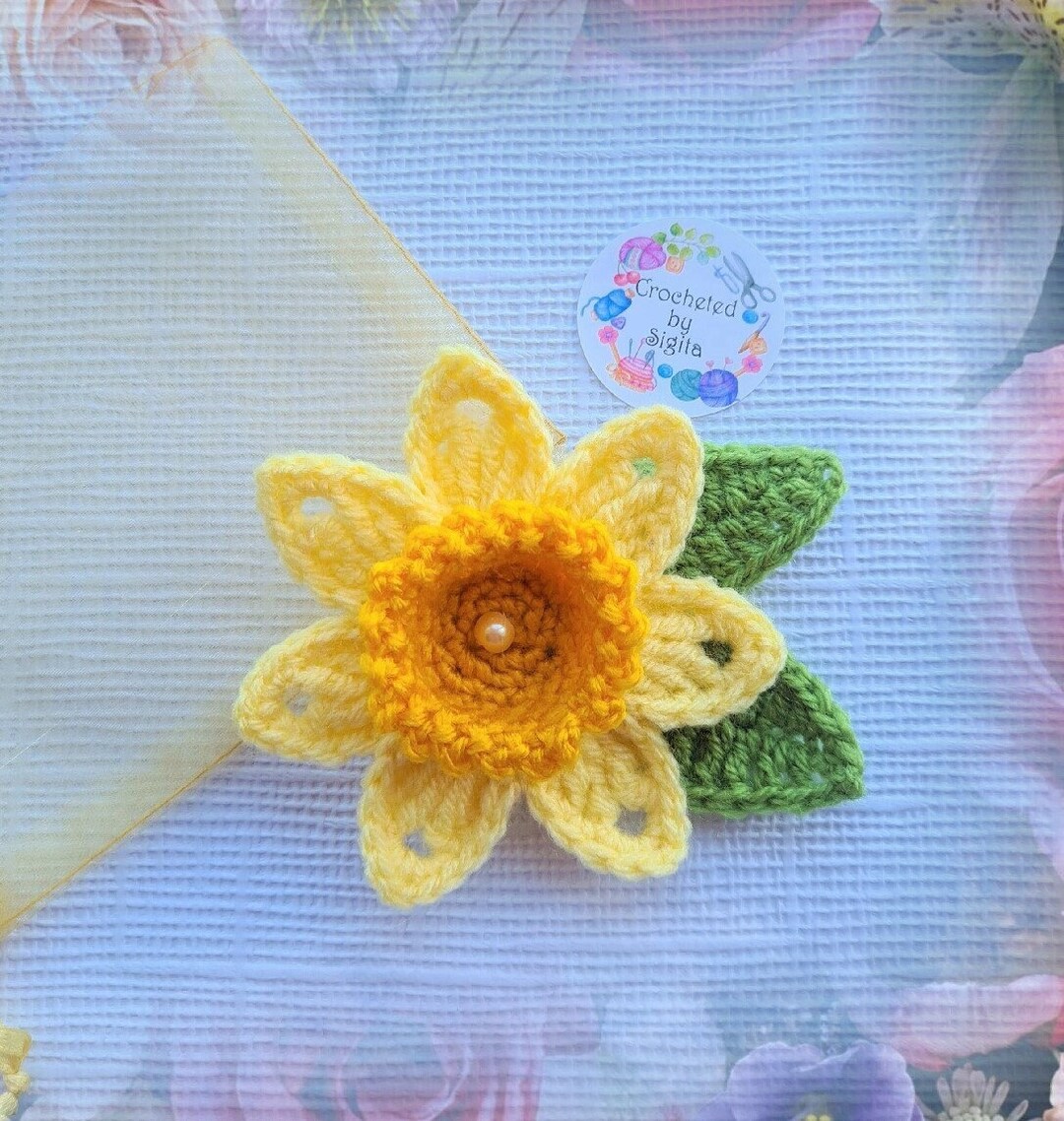 Crochet Daffodil Brooch - Daffodil Flower - Yellow Daffodil- Corsage ...