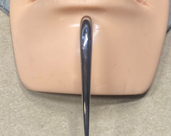 Extra Long Claw Labret Piercing Jewelry - 14G 1/4" 5/16" 3/8” 7/16” 1/2 ...