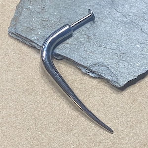 Extra Long Claw Labret Piercing Jewelry - 14G Flat Back Barbell ...