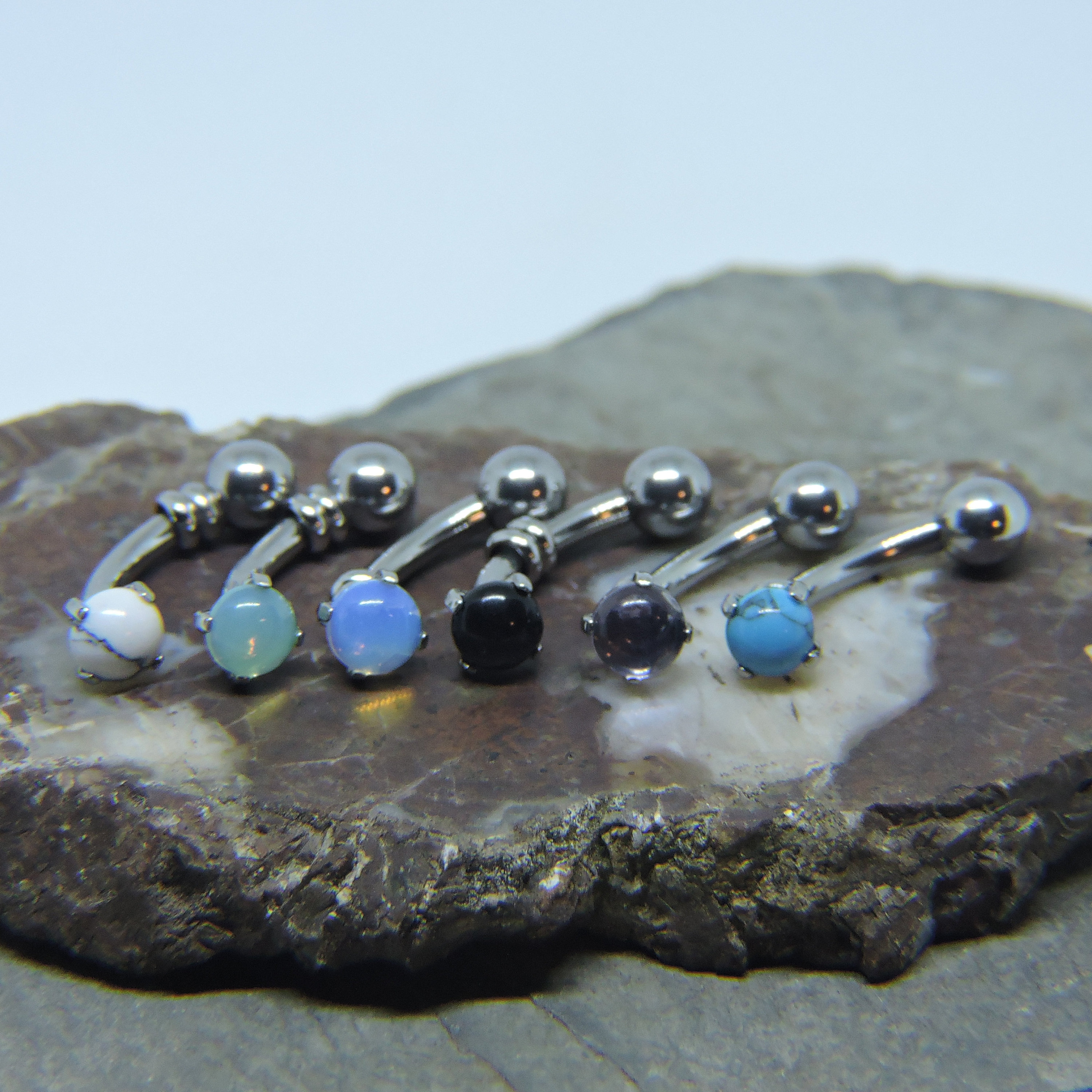 Vertical Hood Piercing Internal Tread Barbell 14G 12G Curved | Etsy