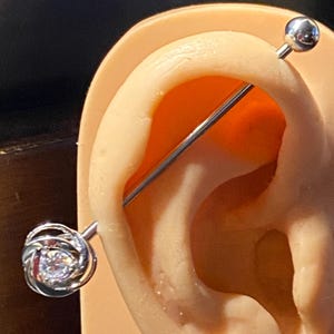 Crystal Rose Industrial Barbell 14G 1 1/4" to 2" Barbell - Scaffold Ear ...