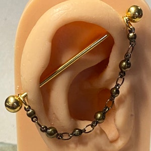 Scaffold jewellery store