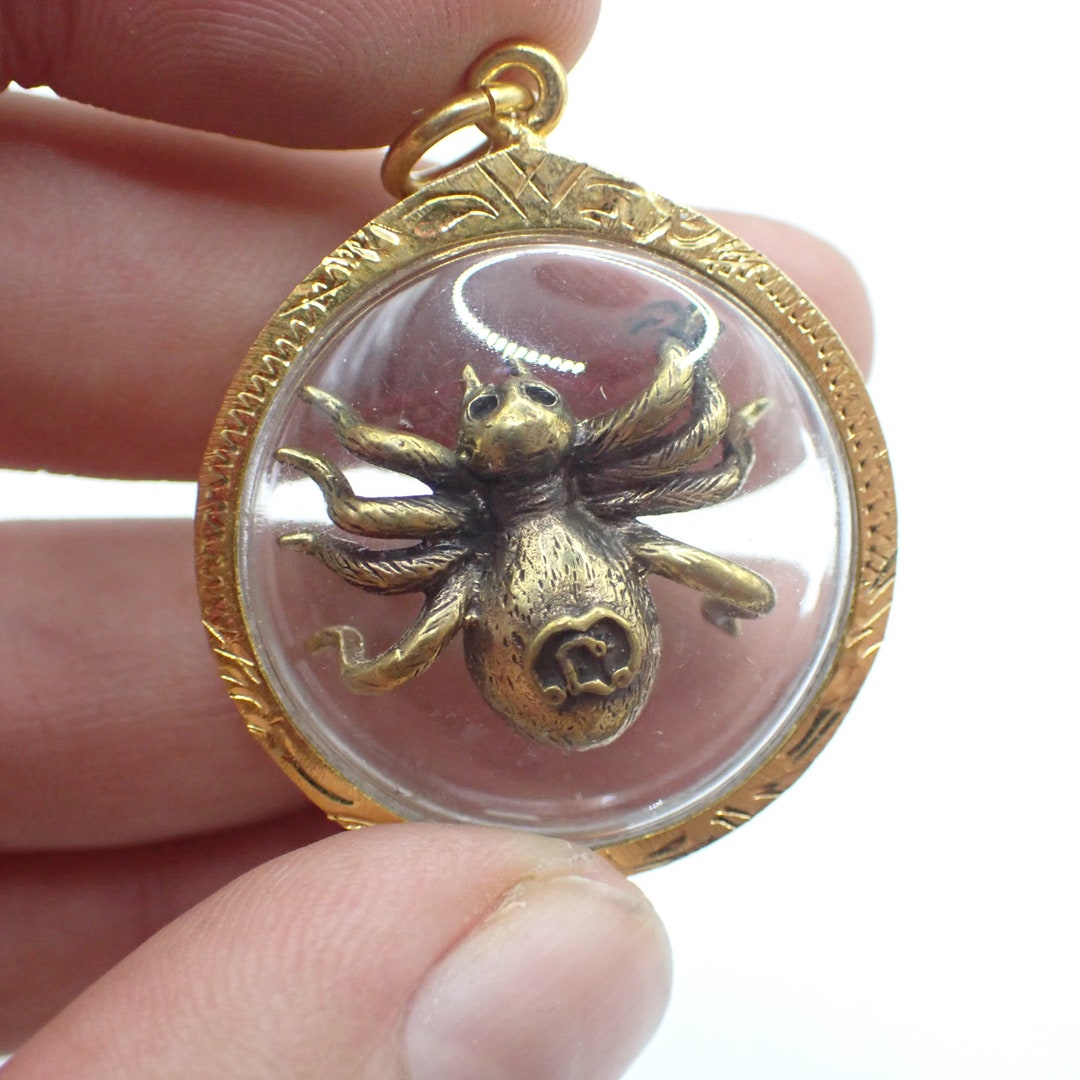 Thai Metal SPIDER Amulet Pendant Thailand Buddhist Bead Asian Estate ...
