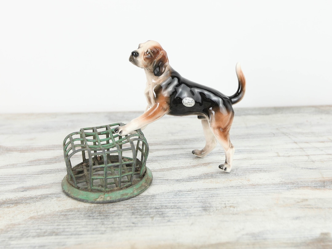 Enesco Beagle Dog Figurine Porcelain Beagle Dog Statute - Etsy