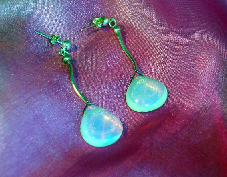 White Opal Translucent Opalescent Stone Silver Earrings - Etsy