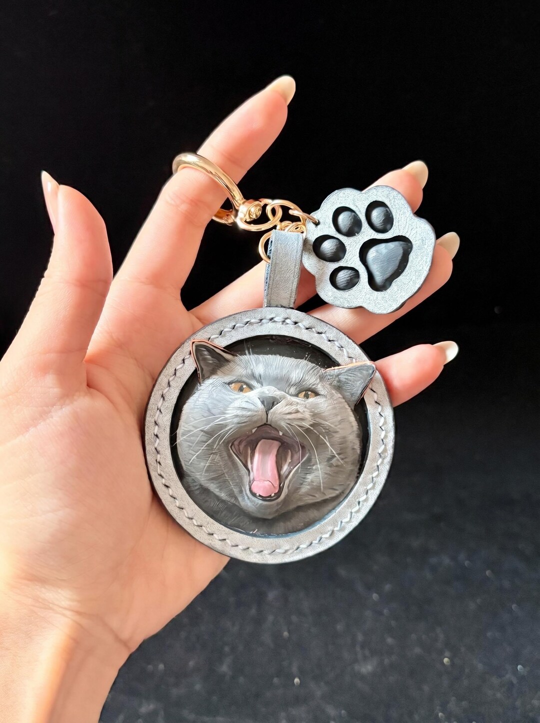 Custom Leather Cat Portrait Keychain, 3D Hand Carved Photo Charm ...