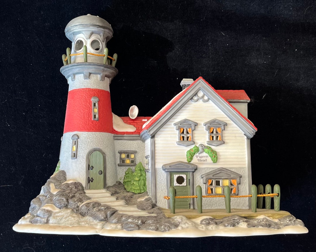 Dept 56 New England Village Series "pigeonhead Lighthouse" #56537 Hand ...