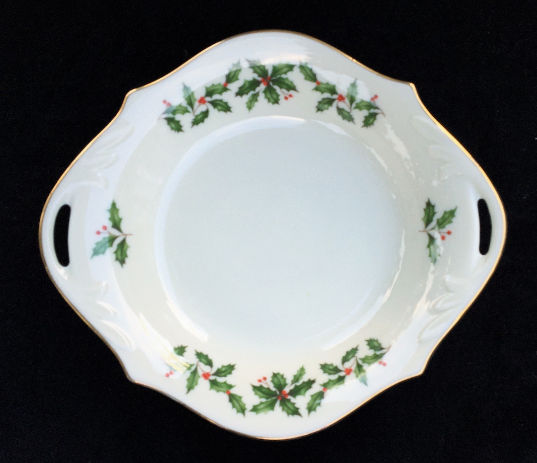 Lenox Holiday Pattern 8-1/4" X 7-1/4" Open-handled Oval Candy Dish With ...
