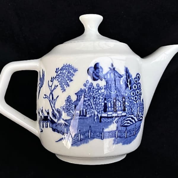 Blue Willow Teapot - Etsy