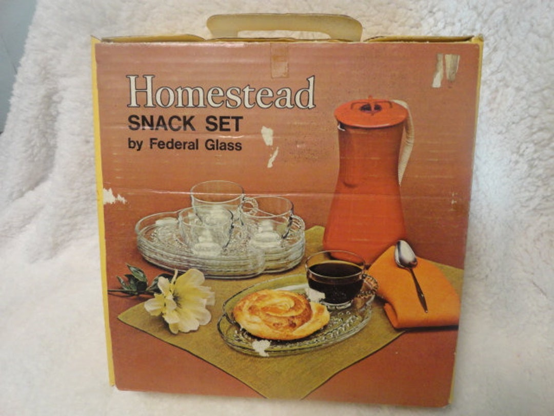 Federal Glass Co. Homestead Snack Set Service for 4 in Original Box ...