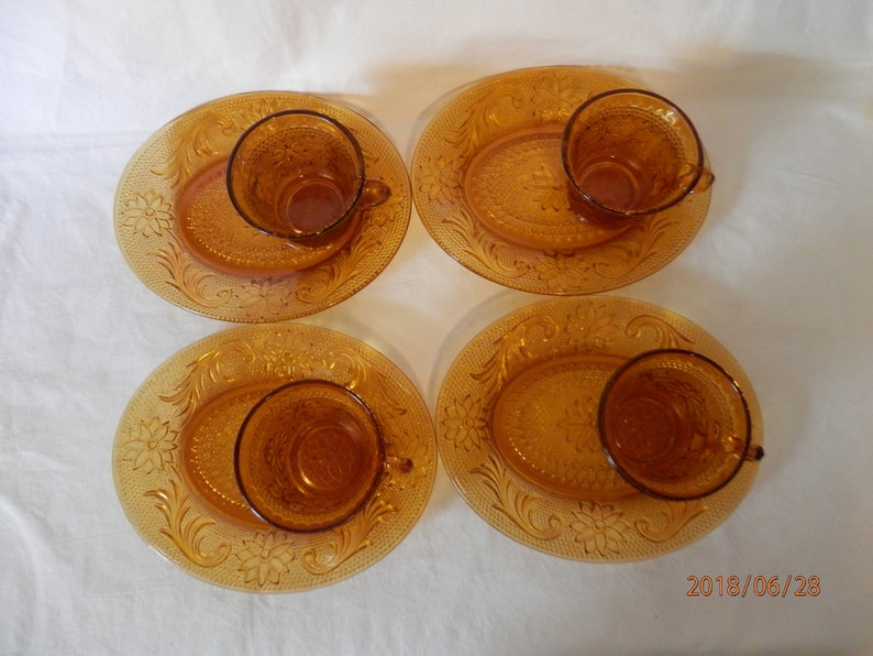 Indiana Tiara Amber Glass Snack Set Oval Plates and Cups 4 - Etsy