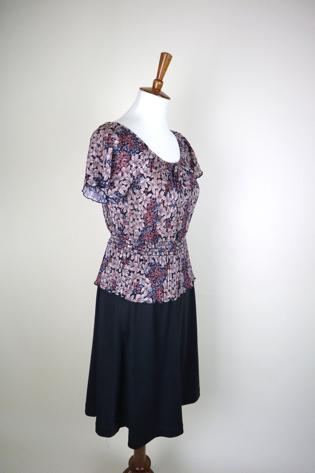 70's Autumnal Leaf Print Peplum Day Dress / Size Small - Etsy