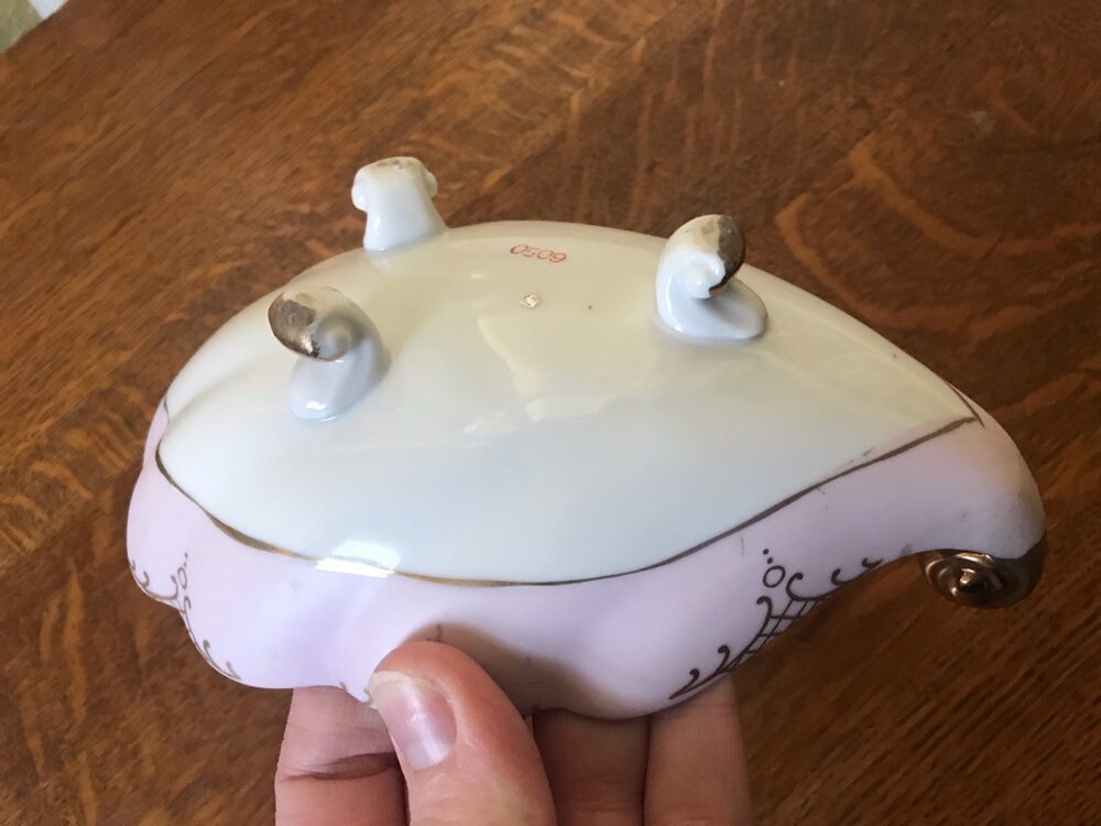Vintage Pink Shell Dish With Gold Trim and Raised Floral Detail - Etsy