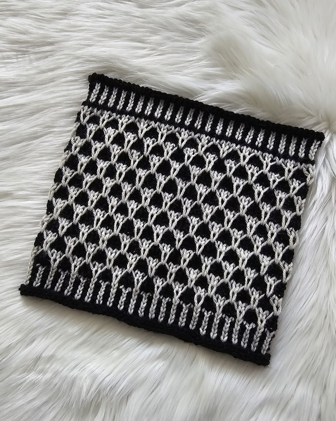 Knitting Pattern Slasher Cowl, Digital Only, PDF Download, Scream Ghost ...